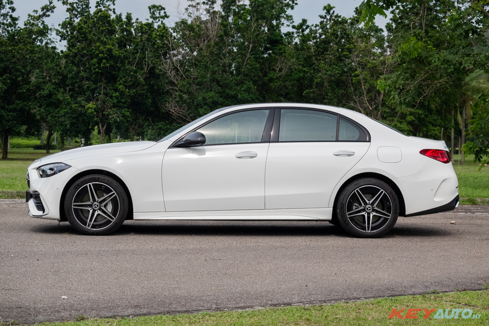 [Gallery] 2024 Mercedes-Benz C350e AMG Line