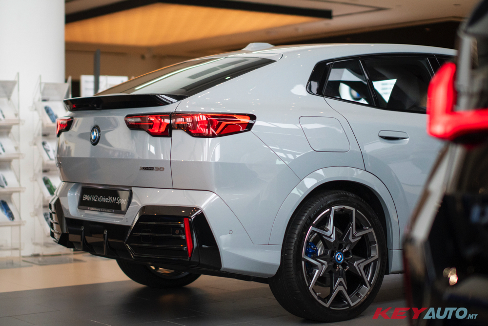 【车照】2024 BMW iX2 xDrive30 M Sport｜售价 RM282,800