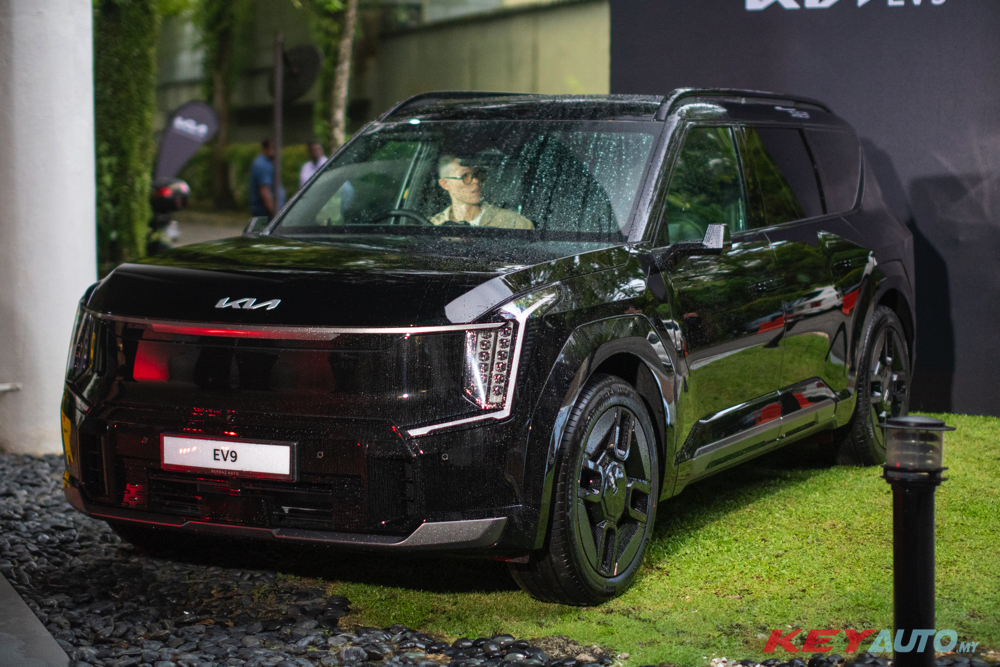 【官方】全新 Kia EV9 旗舰电动 SUV 大马亮相，6 或 7 人座，售价 RM369,668 起