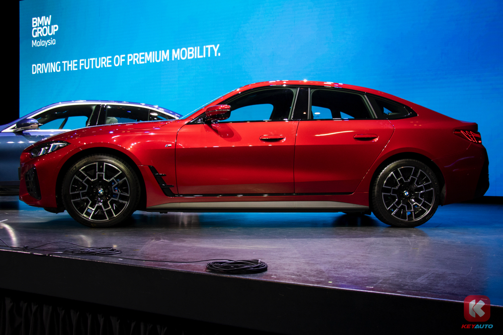 【官方】新款 BMW i4 eDrive35 M Sport 大马发表，售价 RM294,800 起