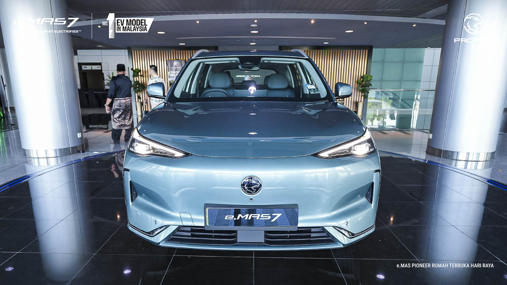 Proton e.MAS 7 Owners Celebrate Hari Raya and a Greener Future