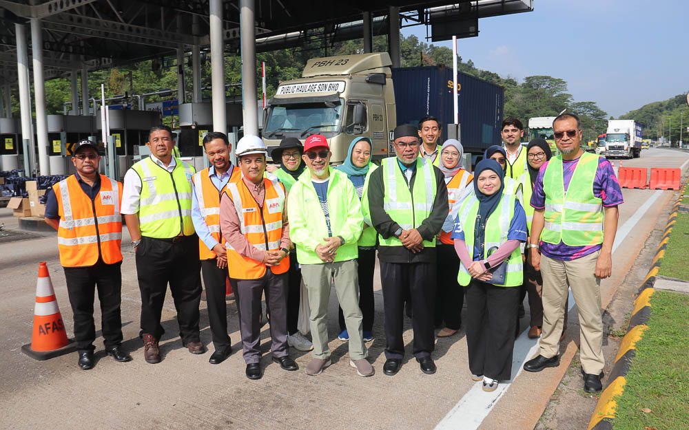 KMI Healthcare and AFA PRIME Distribute 1,000 Medical Kits to Boost ...