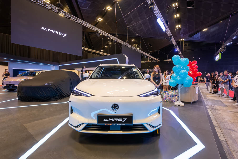 Proton Accelerates EV Exports with New e.MAS 7 Variant Debut in Singapore