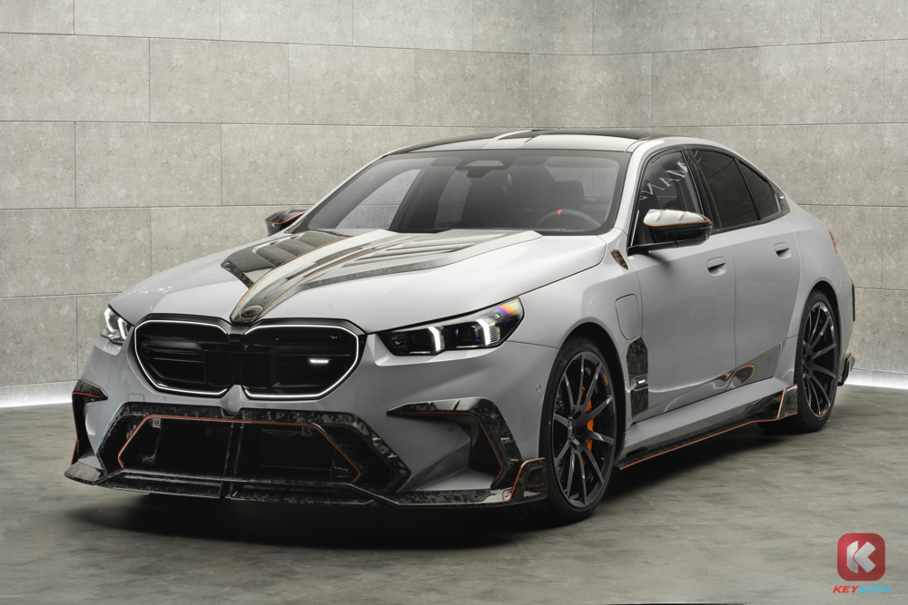 Mansory BMW M5 帅气登场！4.4T V8 PHEV 马力涨至 850PS！