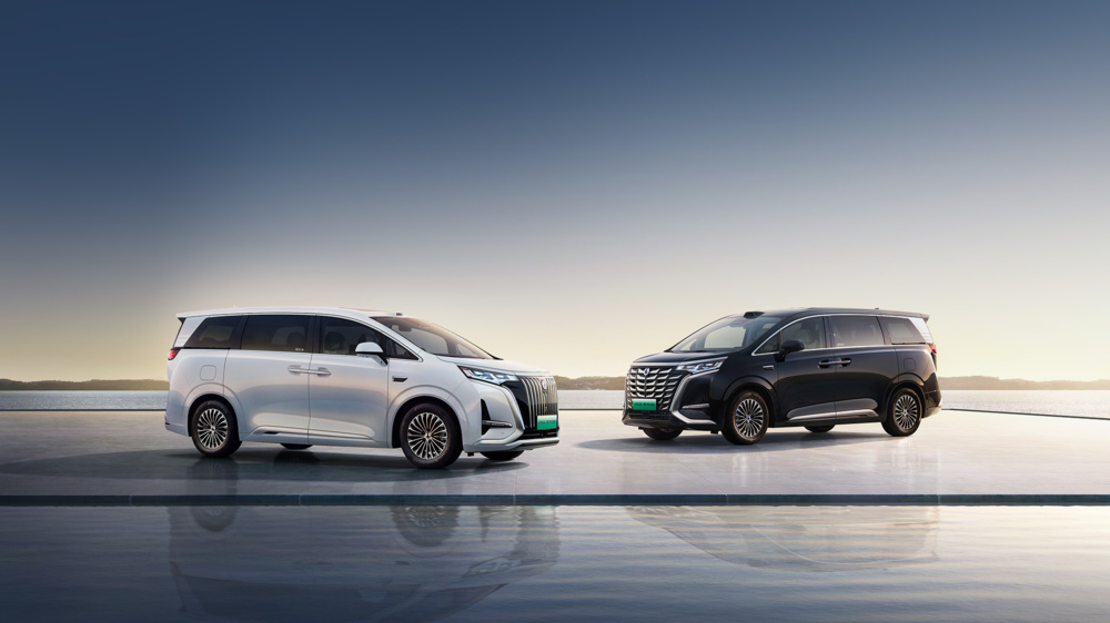 2025 Denza D9 中国发布，配有 PHEV 和 EV 车型，售价从 RM208K 起！