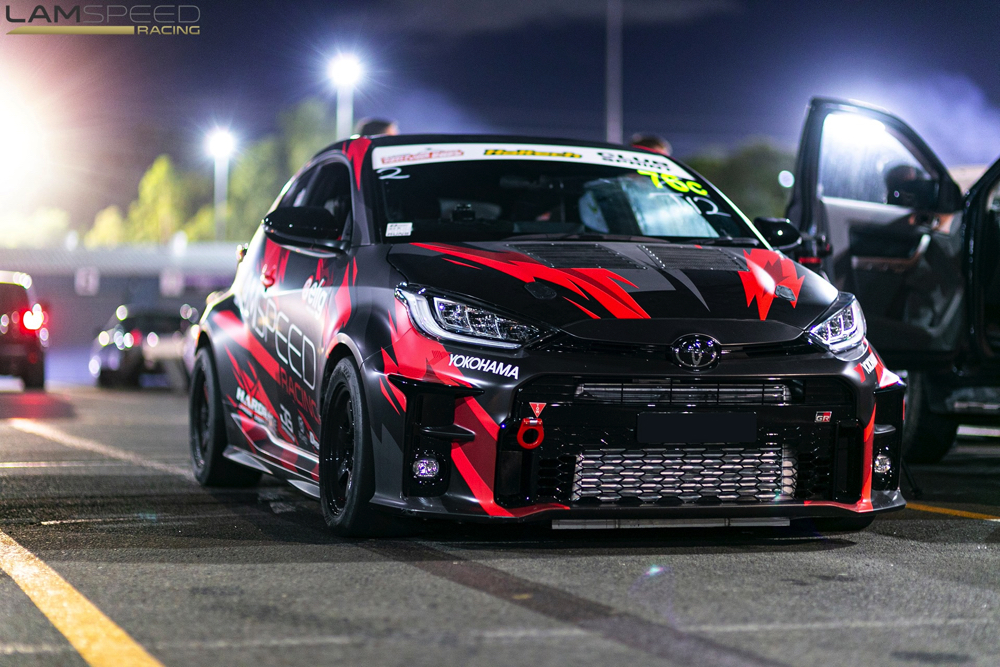 全球首个千匹鸭王！Lamspeed Racing 操刀改装 Toyota GR Yaris，三缸引擎榨出 887.8hp 轮上马力