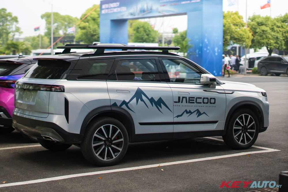 【官方】大马组装 JAECOO J7 正式发布，可选 2WD 或 AWD，开价 RM138,800 起